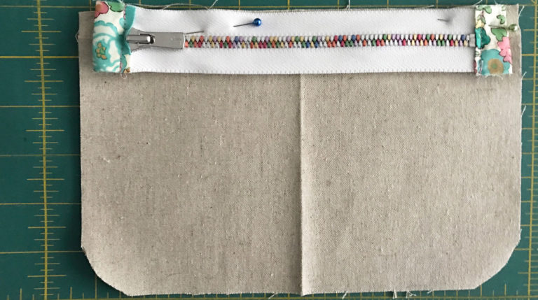 tutorial: bit of liberty rainbow zipper pouch